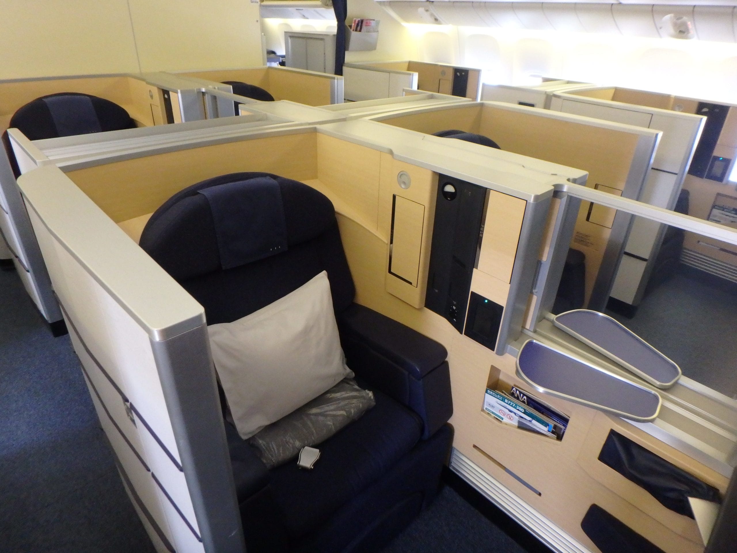 Review: ANA First Class B77W Tokyo Narita to Chicago | The Milelion